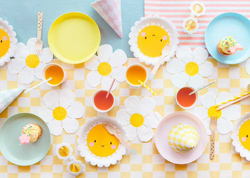 Plates Sun, mix, 18 cm (1 pkt / 6 pc.) - Designer decorations and ideas ...