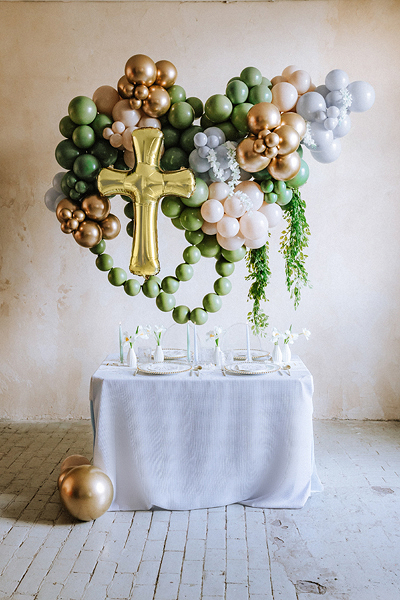 Foil balloon Cross, 103.5x74.5 cm, gold - Designer decorations and ...