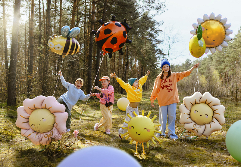 Foil balloon Bumblebee, 63.5x72 cm, mix - Designer decorations and ...